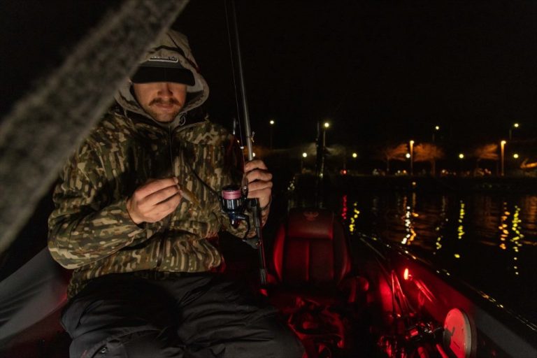 Forward Facing Sonar Rods - The Ultimate Guide - Anglers Resource